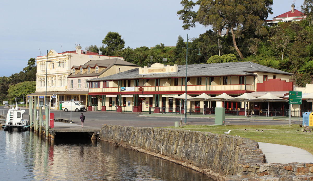 Where to Eat - Strahan Holiday Retreat